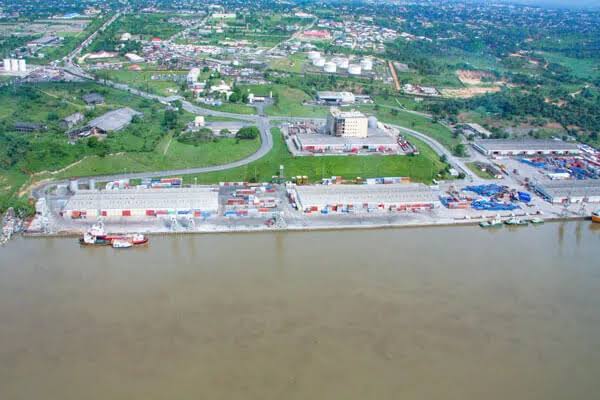 Calabar Port complex receives 72 vessels - 365Daily